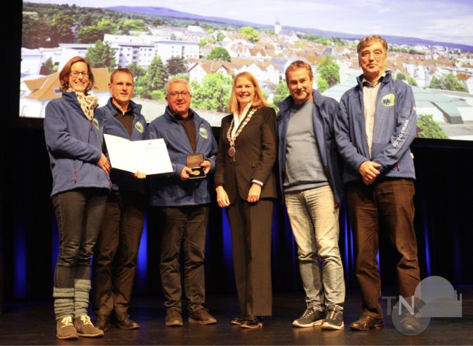 Bürgermedaille für die Klimainitiative | Taunus-Nachrichten